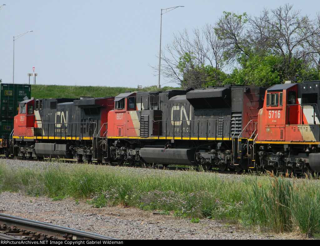 CN 8837 & CN 2657